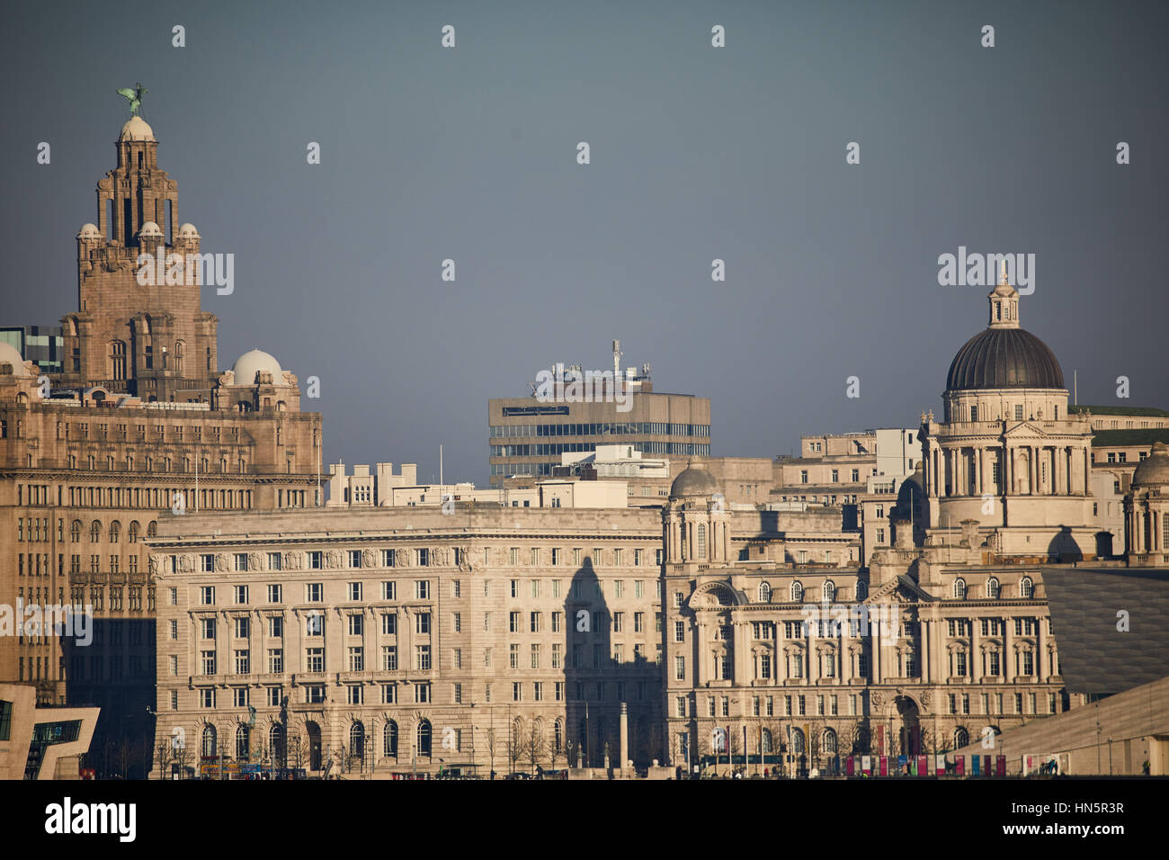 Liverpool waterfront skyline hi-res stock photography and images - Alamy