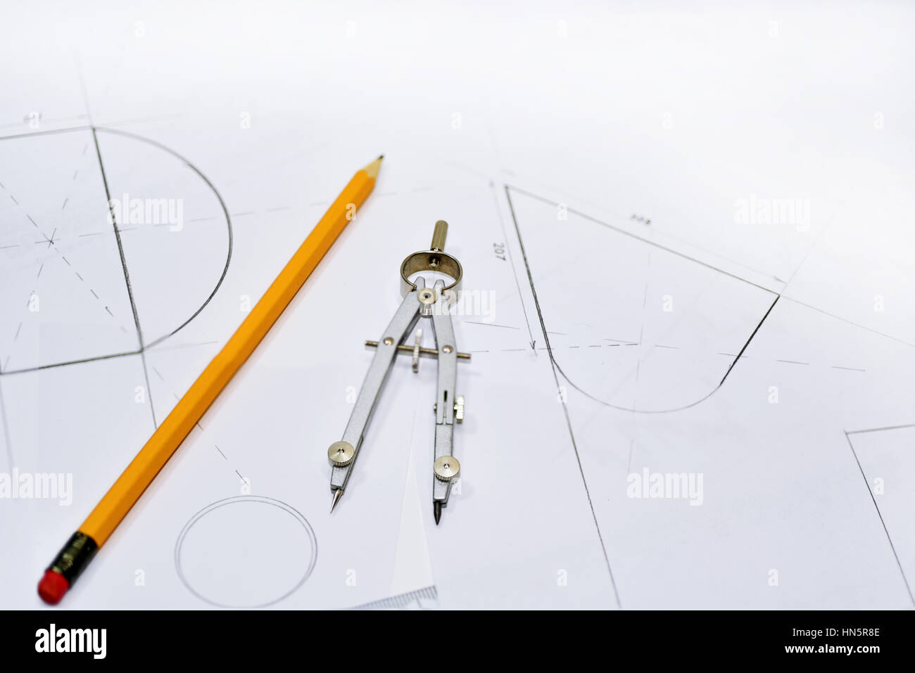 Drawing circle using compass hi-res stock photography and images - Alamy