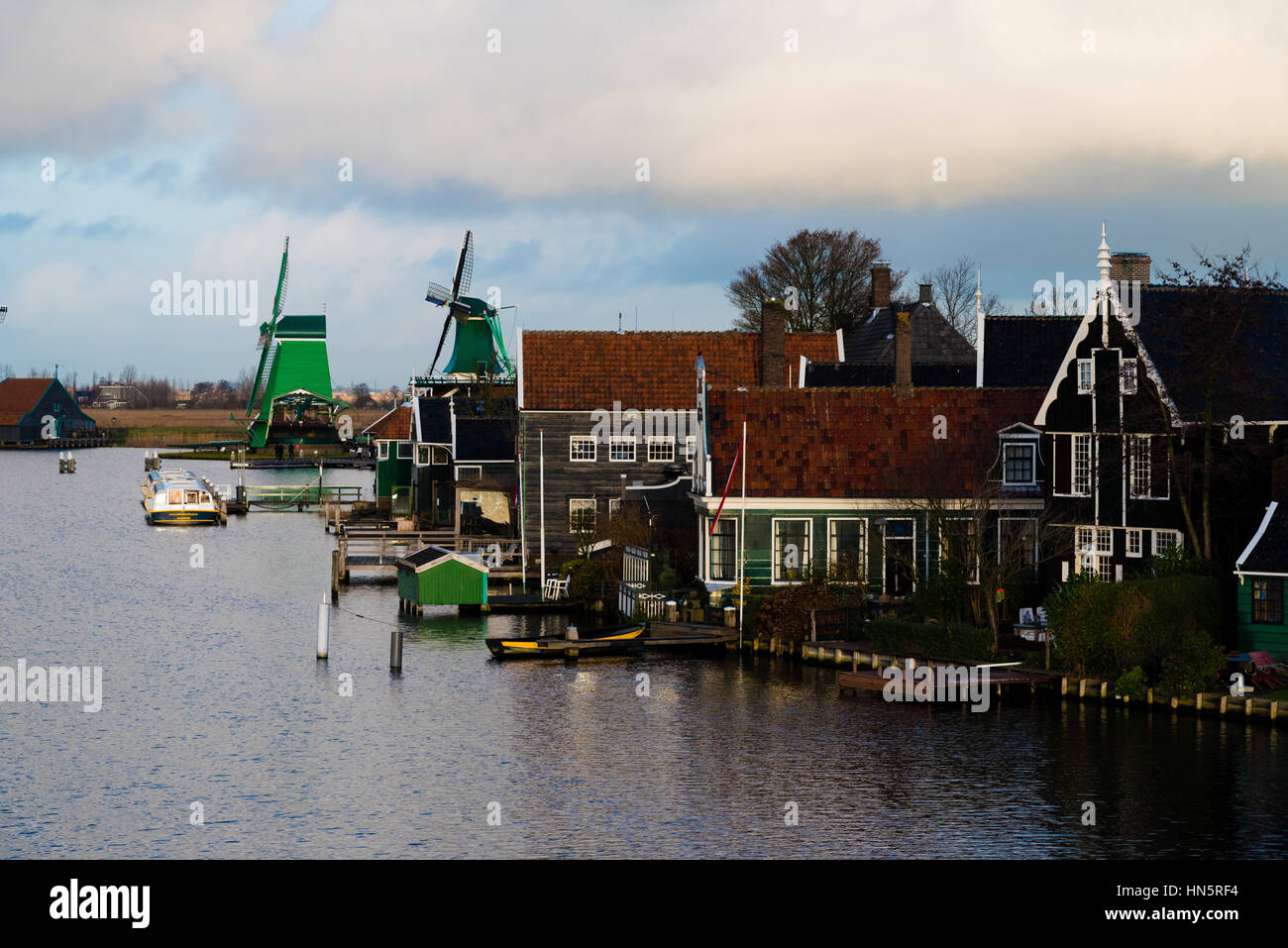 Dutch scenery hi-res stock photography and images - Alamy