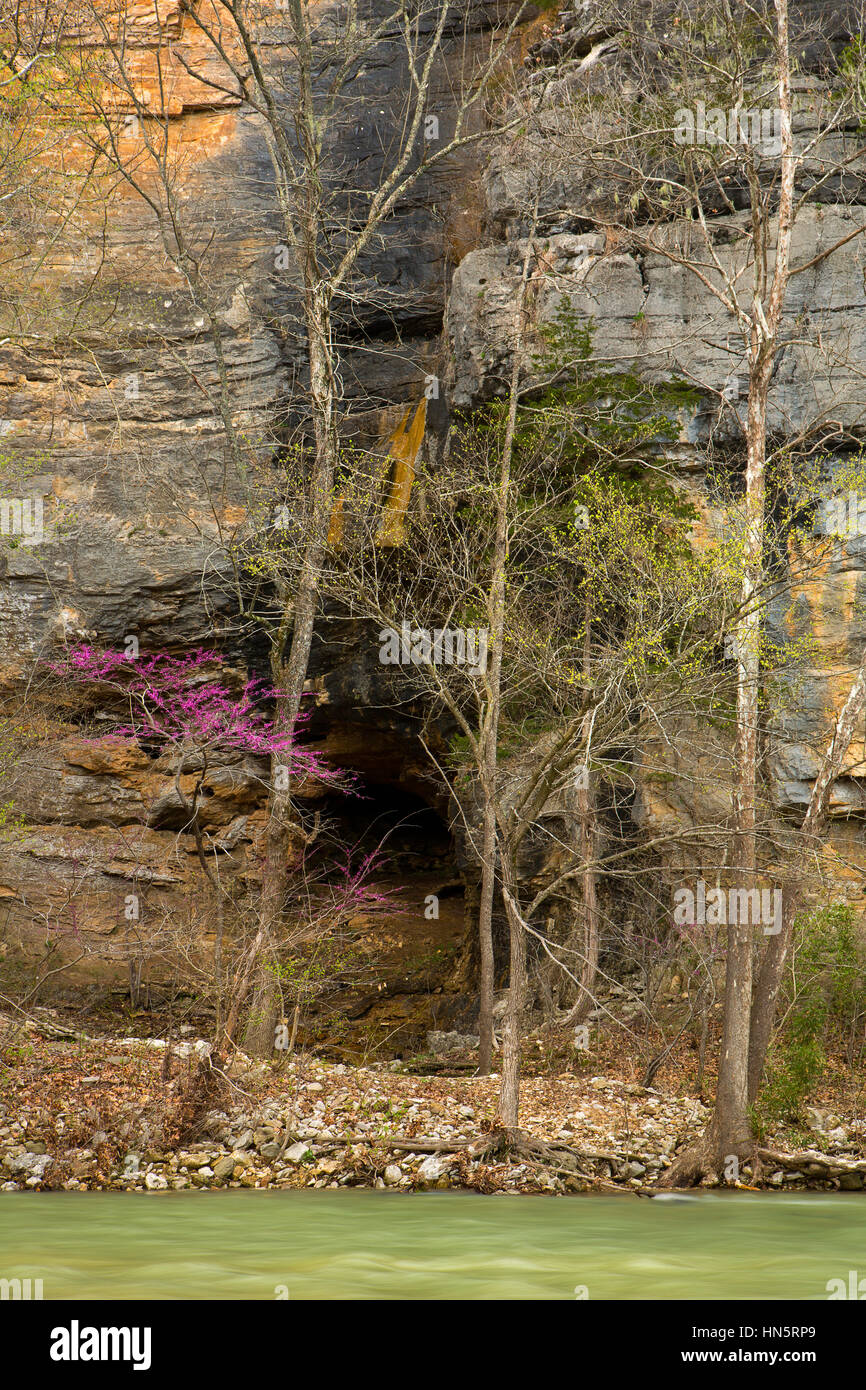 Buffalo river national park arkansas hi-res stock photography and ...
