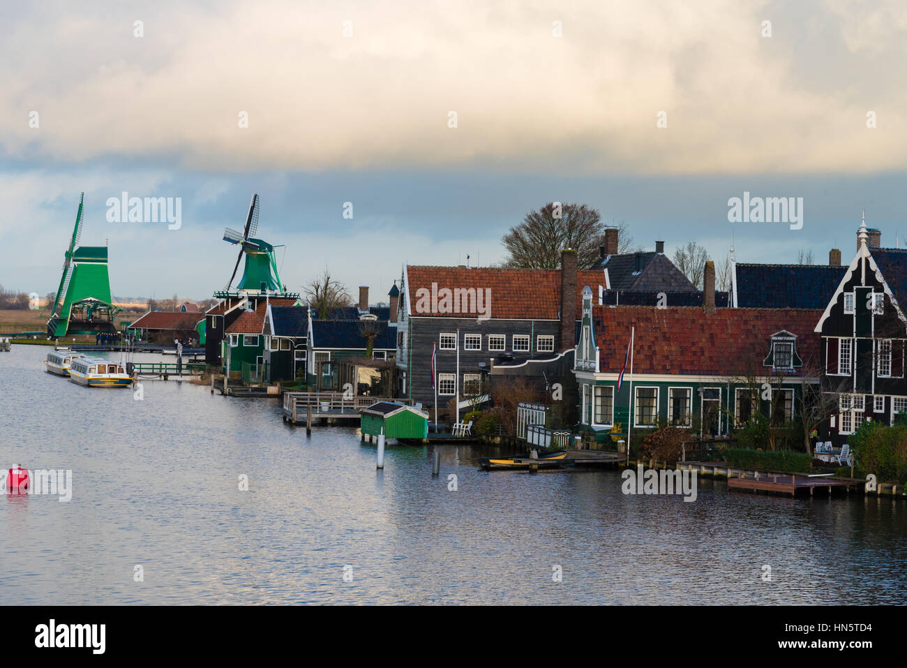Dutch scenery hi-res stock photography and images - Alamy