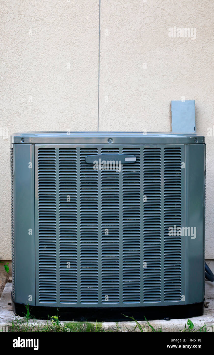 Ac unit hi-res stock photography and images - Alamy