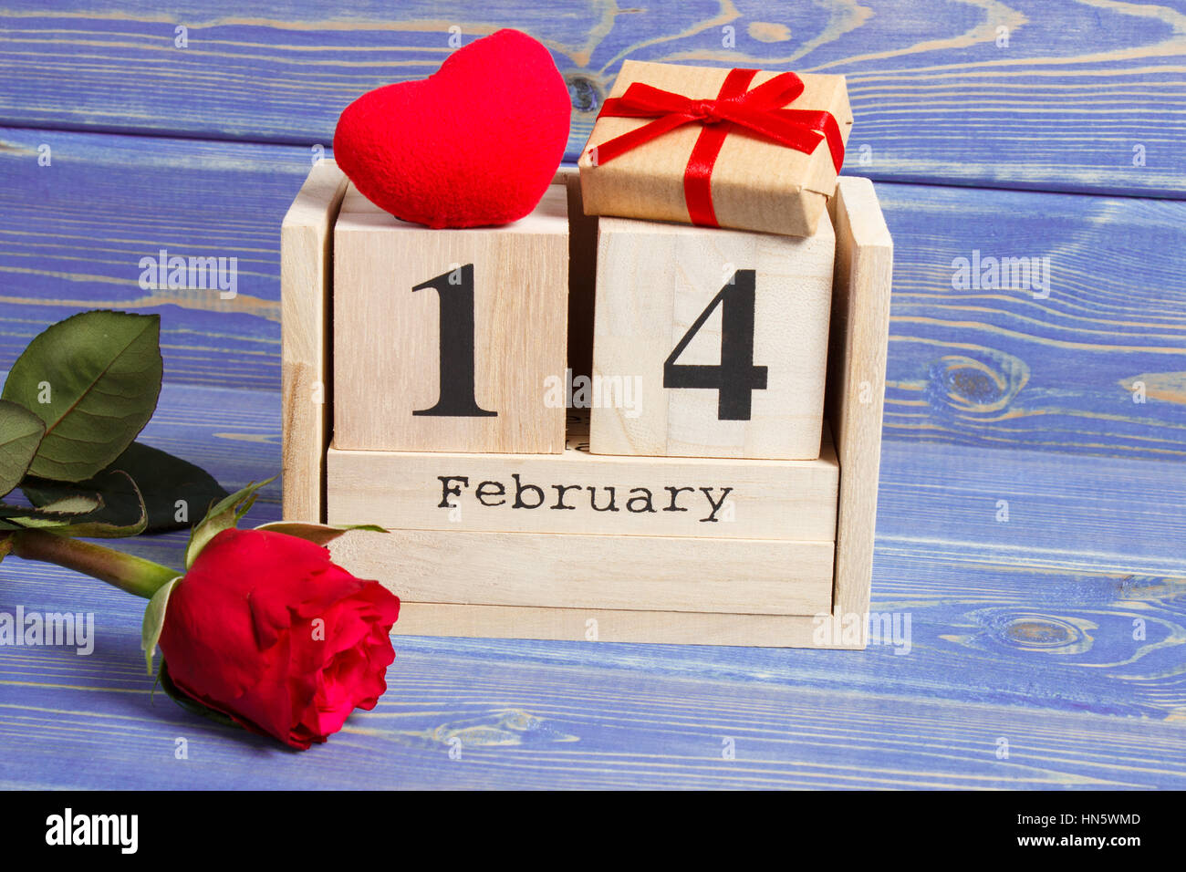 Calendar leaf february 14 date hi-res stock photography and images - Alamy