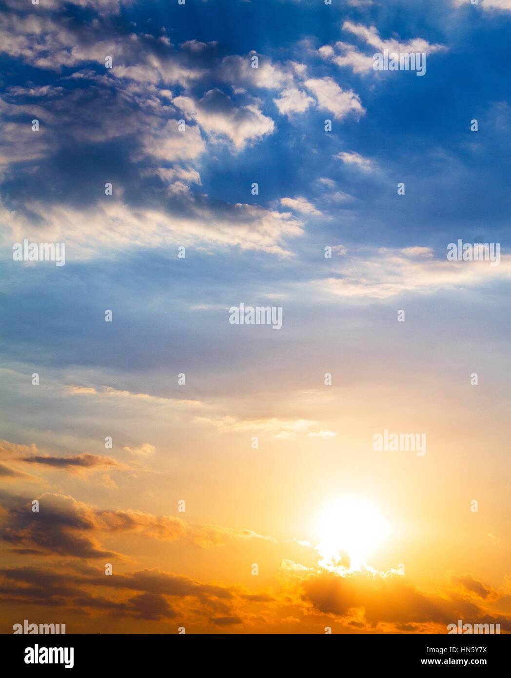 Beautiful summer sky hi-res stock photography and images - Alamy