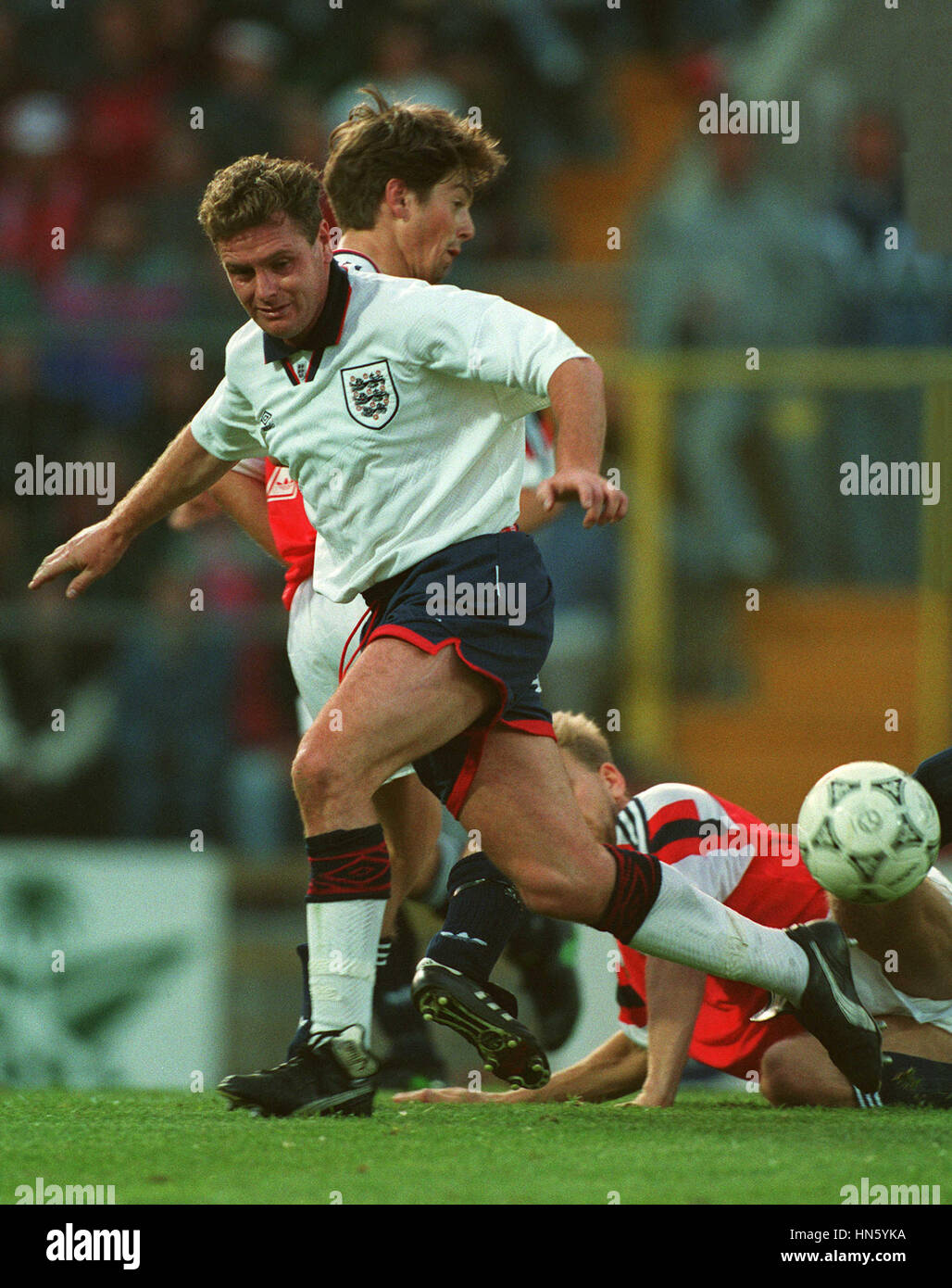 Paul gascoigne england hi-res stock photography and images - Alamy