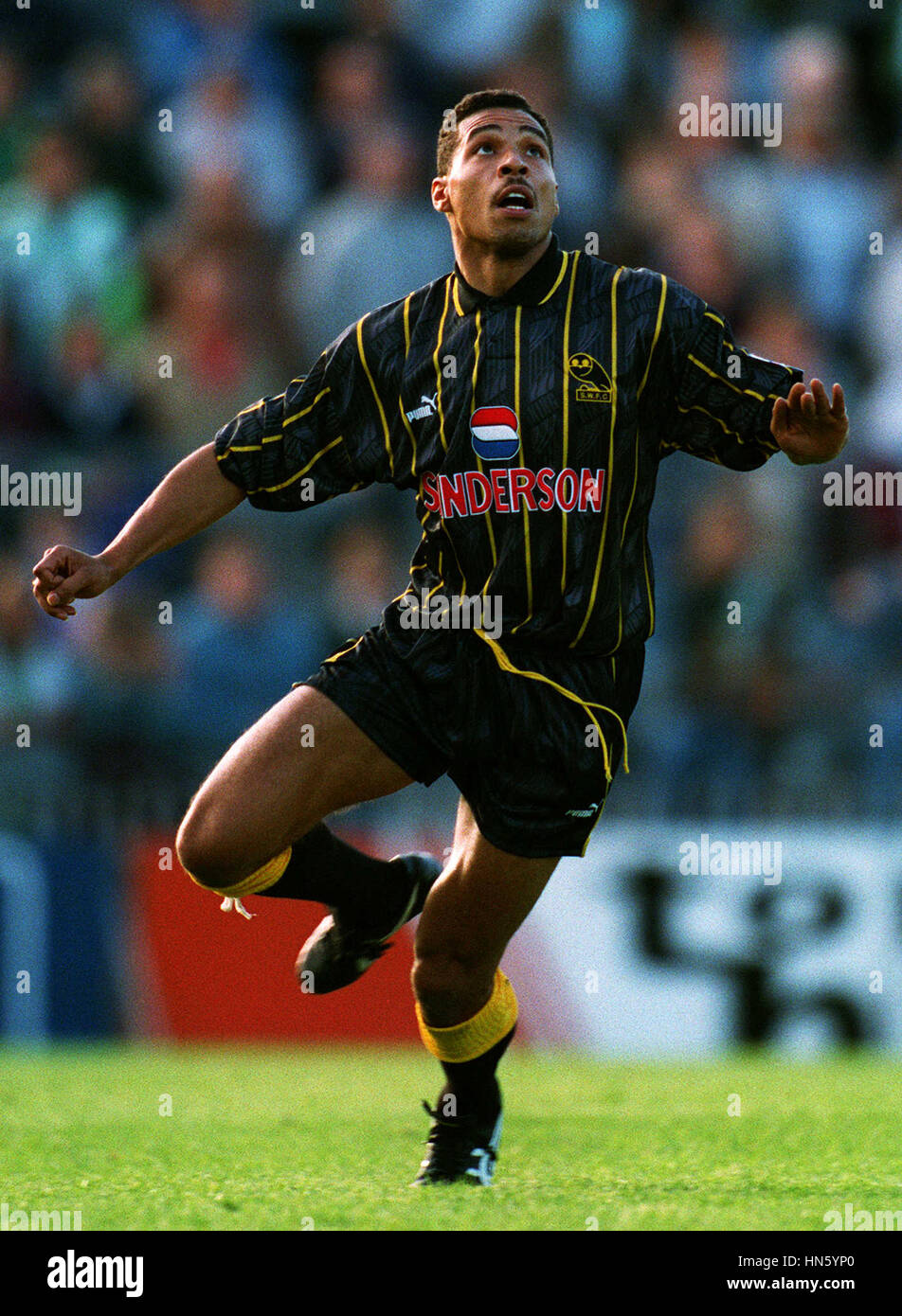 DES WALKER SHEFFIELD WEDNESDAY FC 22 July 1993 Stock Photo - Alamy