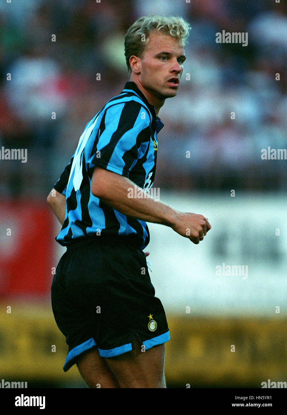 DENNIS BERGKAMP INTER MILAN FC 27 July 1993 Stock Photo - Alamy