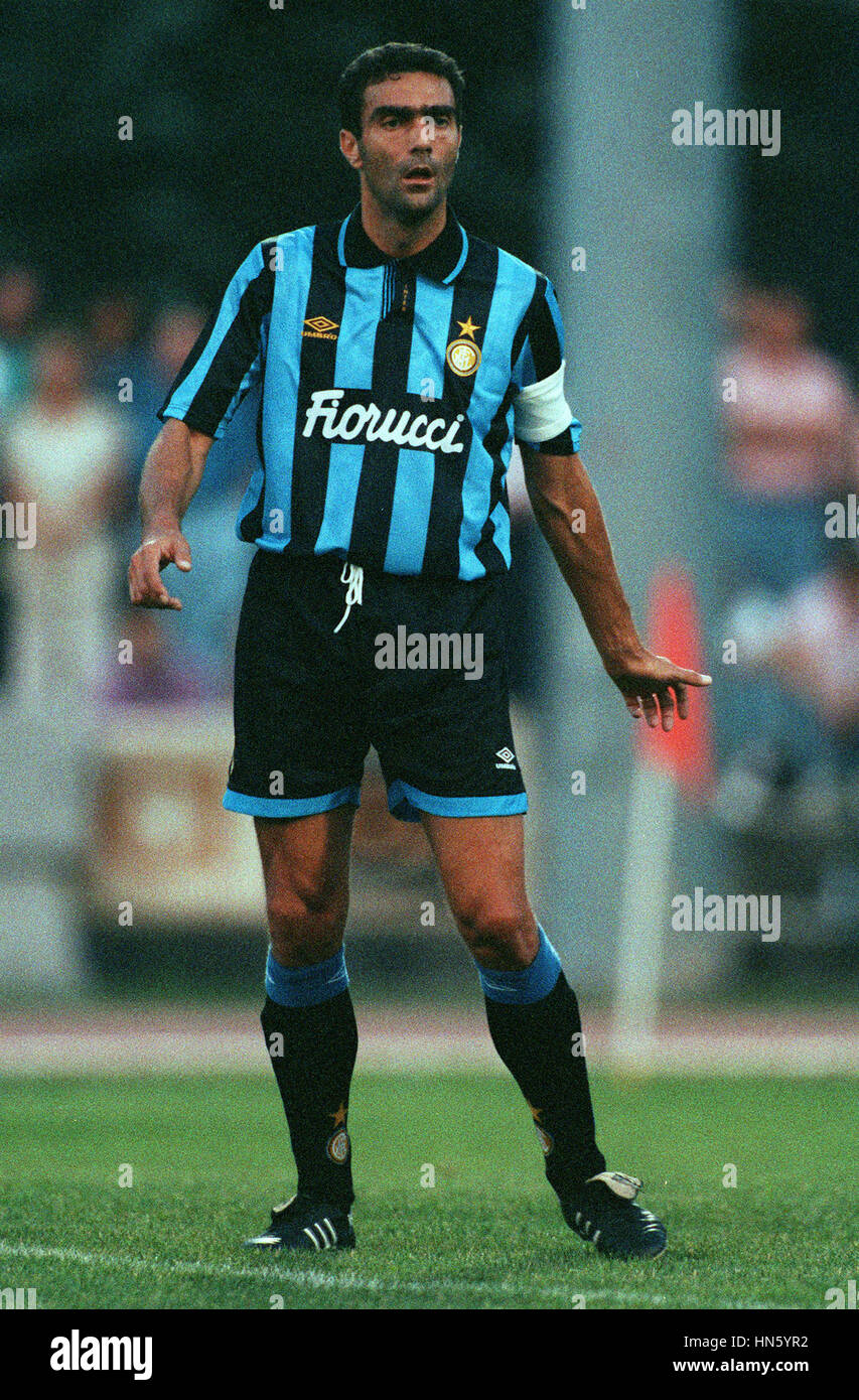 GIUSEPPE BERGOMI INTER MILAN FC 27 July 1993 Stock Photo - Alamy