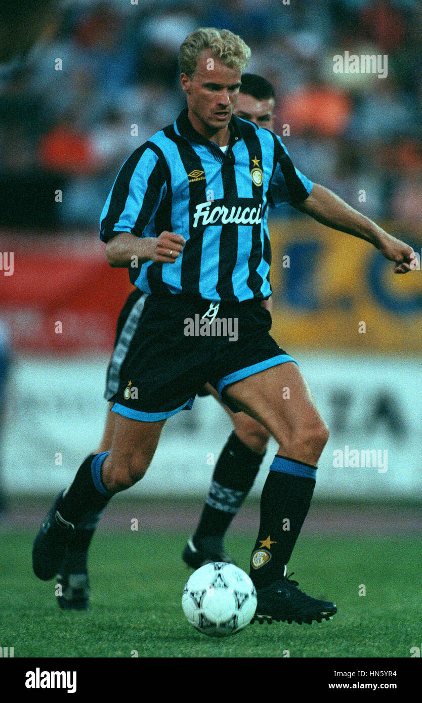 Dennis bergkamp of inter milan hi-res stock photography and images - Alamy