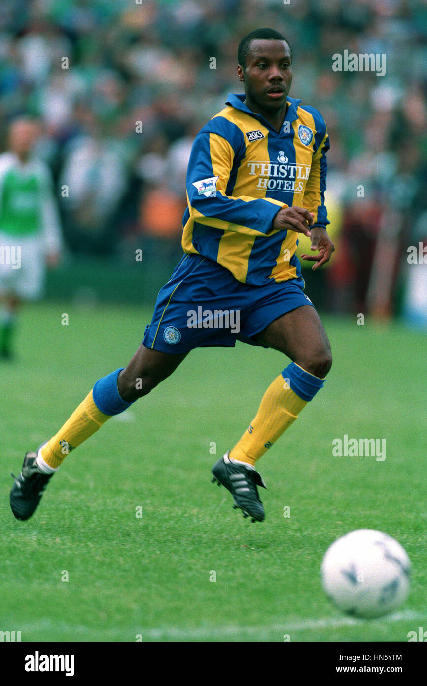 RODNEY WALLACE LEEDS UNITED FC 02 August 1993 Stock Photo - Alamy