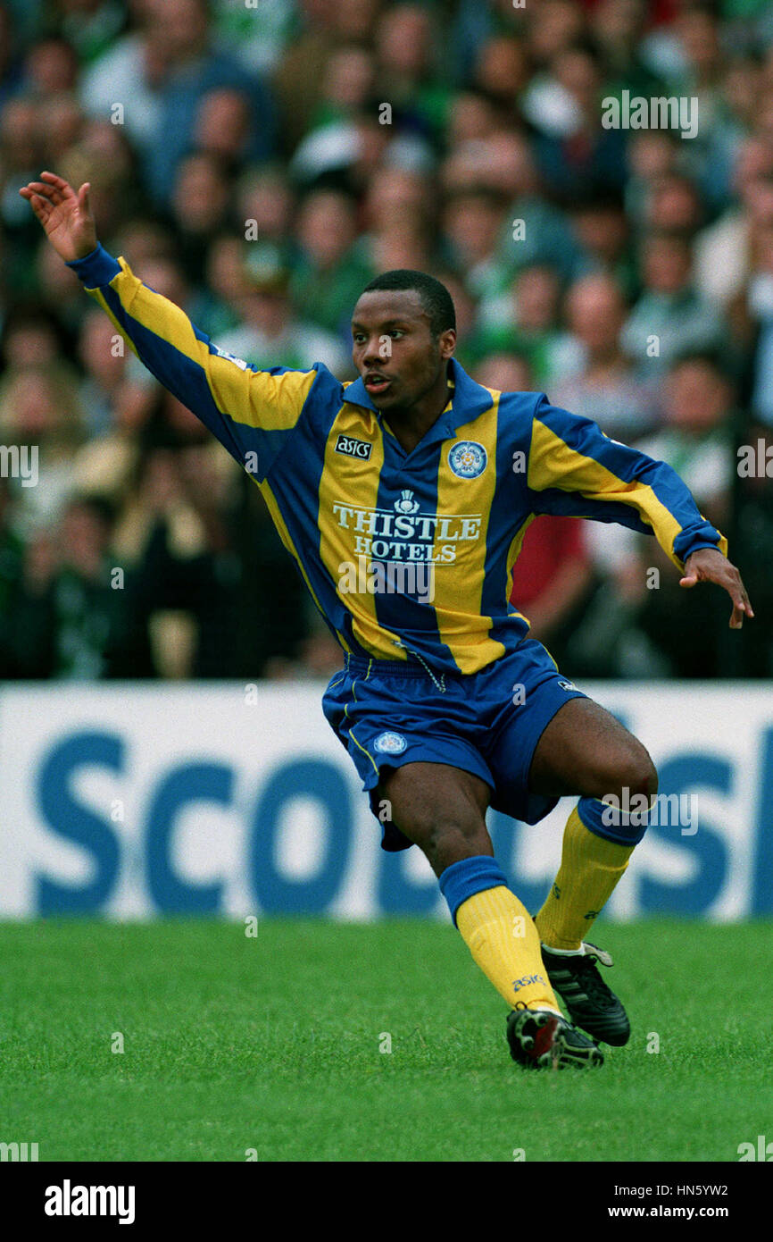 RODNEY WALLACE LEEDS UNITED FC 02 August 1993 Stock Photo - Alamy