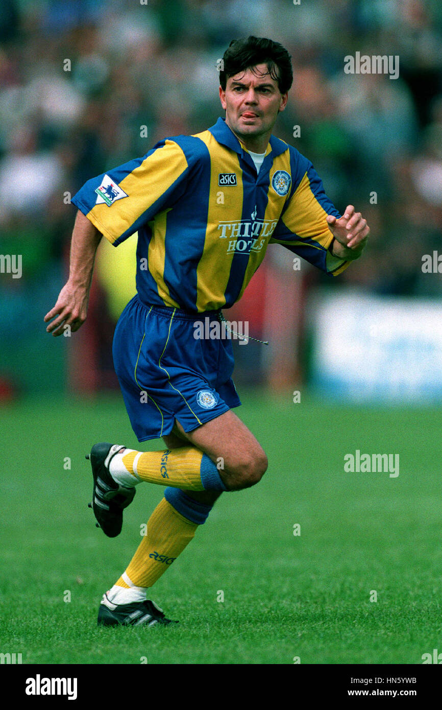 Leeds united fc 1993 hi-res stock photography and images - Alamy