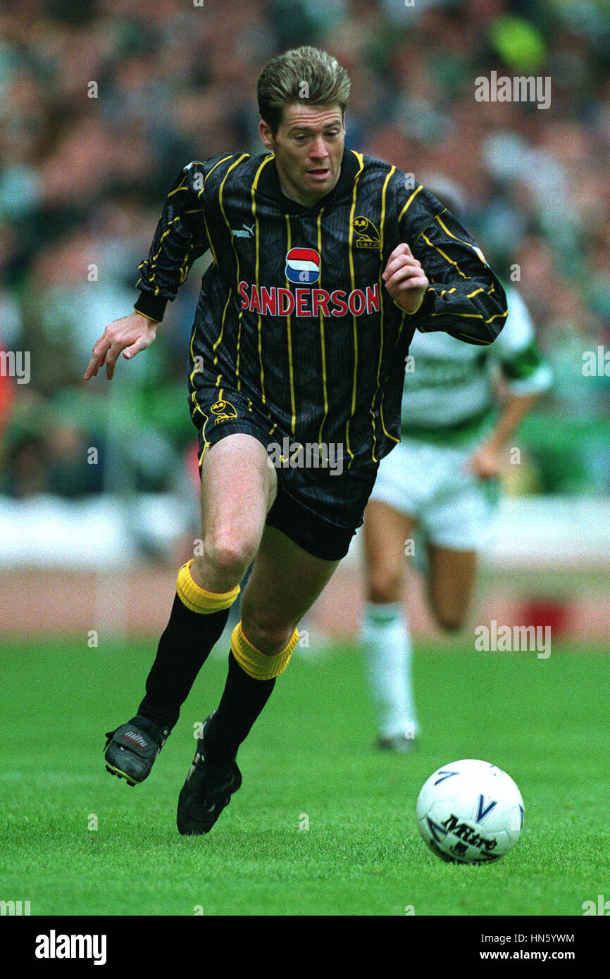 CHRIS WADDLE SHEFFIELD WEDNESDAY FC 02 August 1993 Stock Photo - Alamy