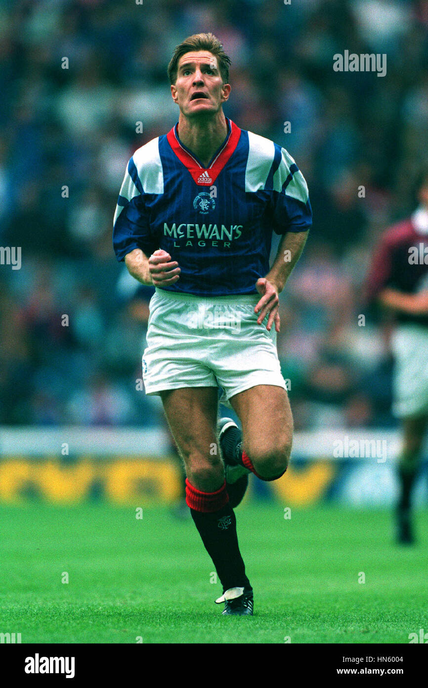 RICHARD GOUGH GLASGOW RANGERS FC 08 August 1993 Stock Photo - Alamy