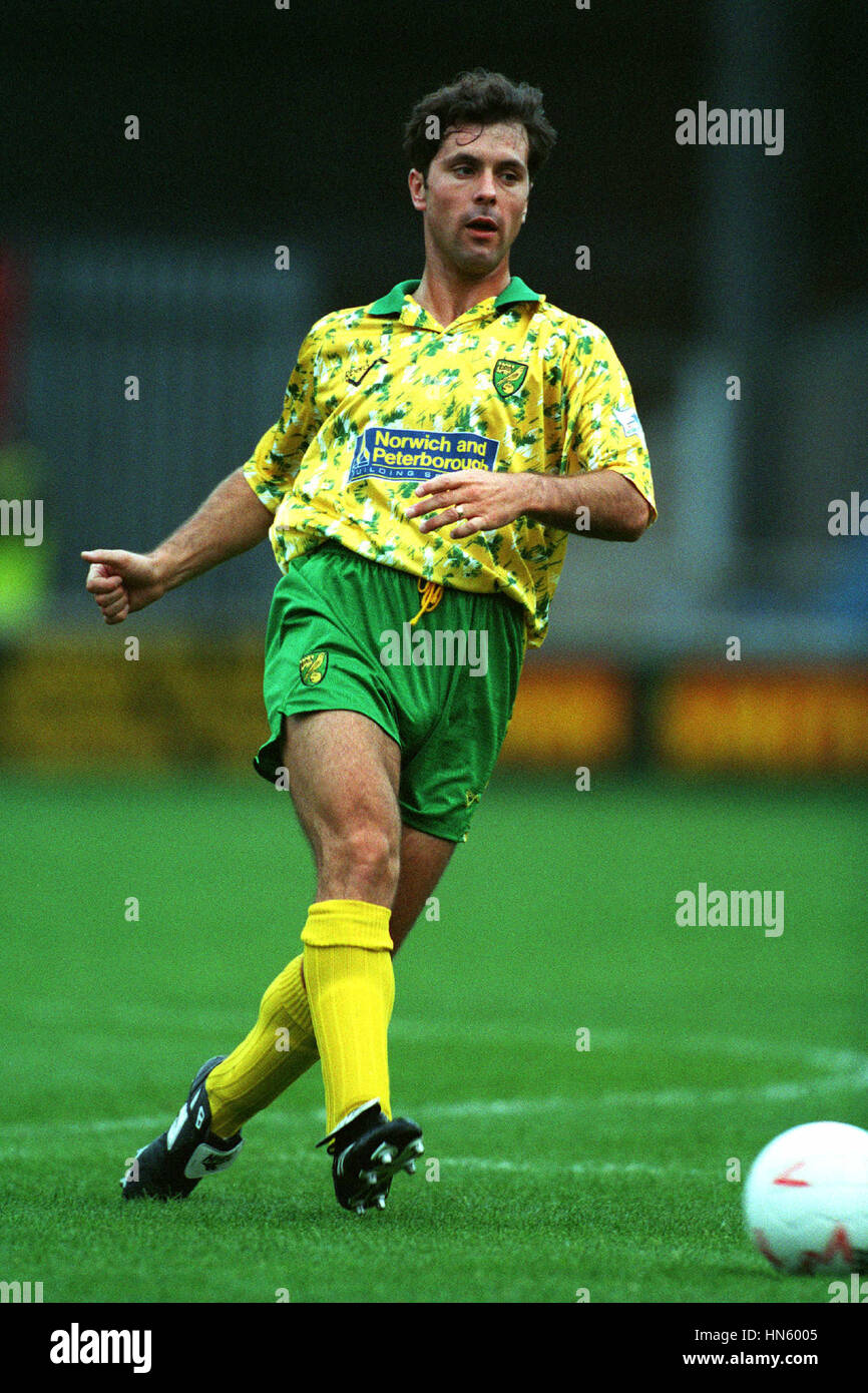 Mark bowen hi-res stock photography and images - Alamy