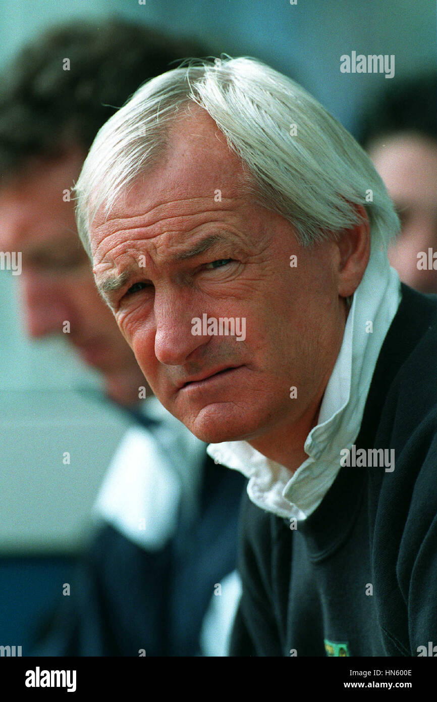 Mike walker hi-res stock photography and images - Alamy