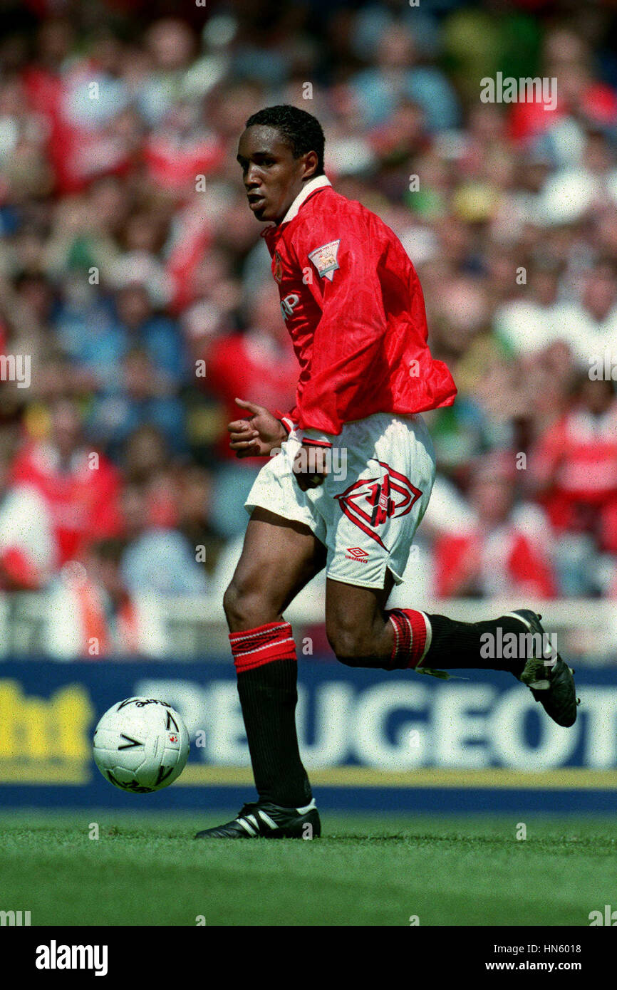 Paul ince manchester united 1993 hi-res stock photography and images ...