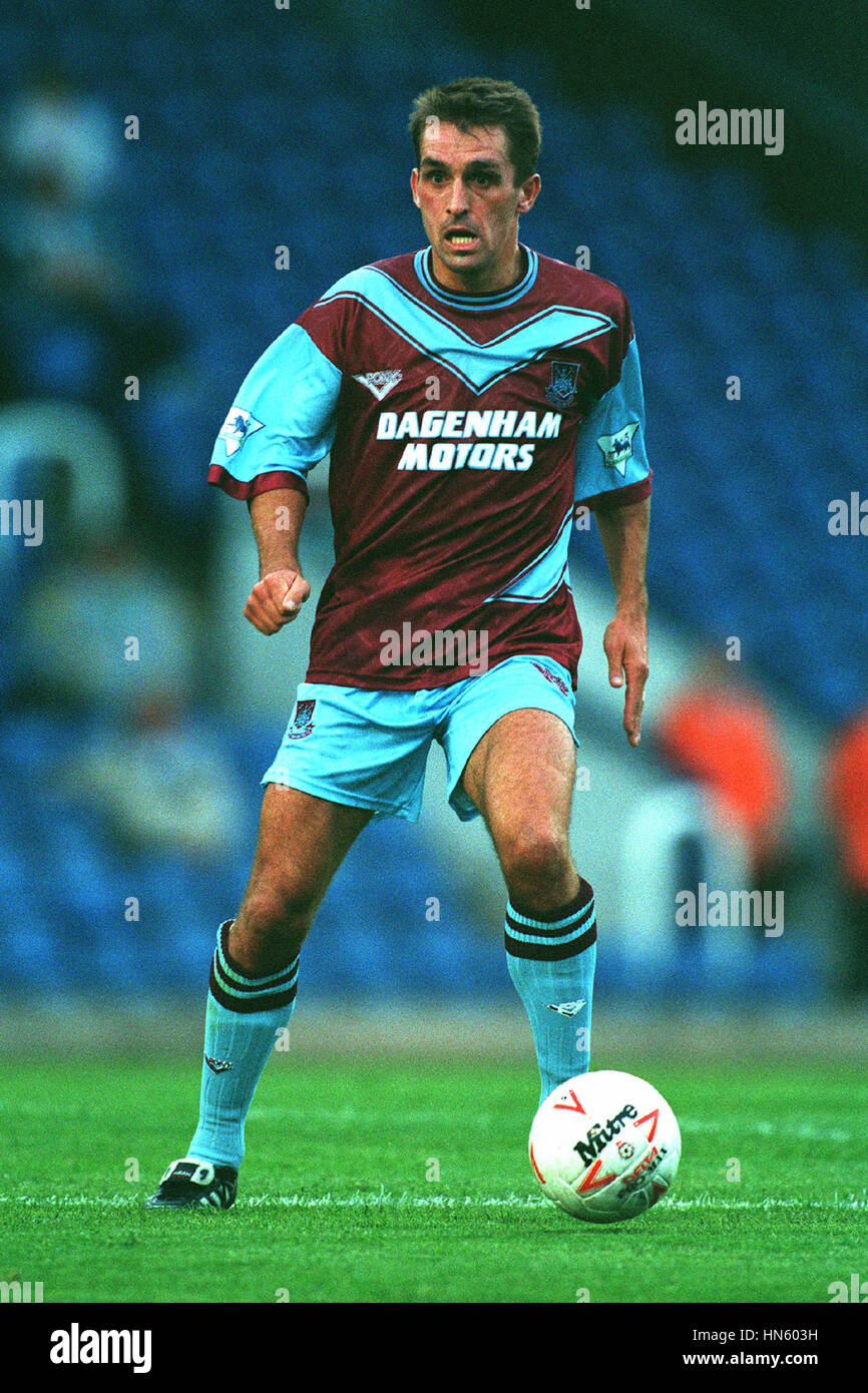 Martin allen west ham hi-res stock photography and images - Alamy