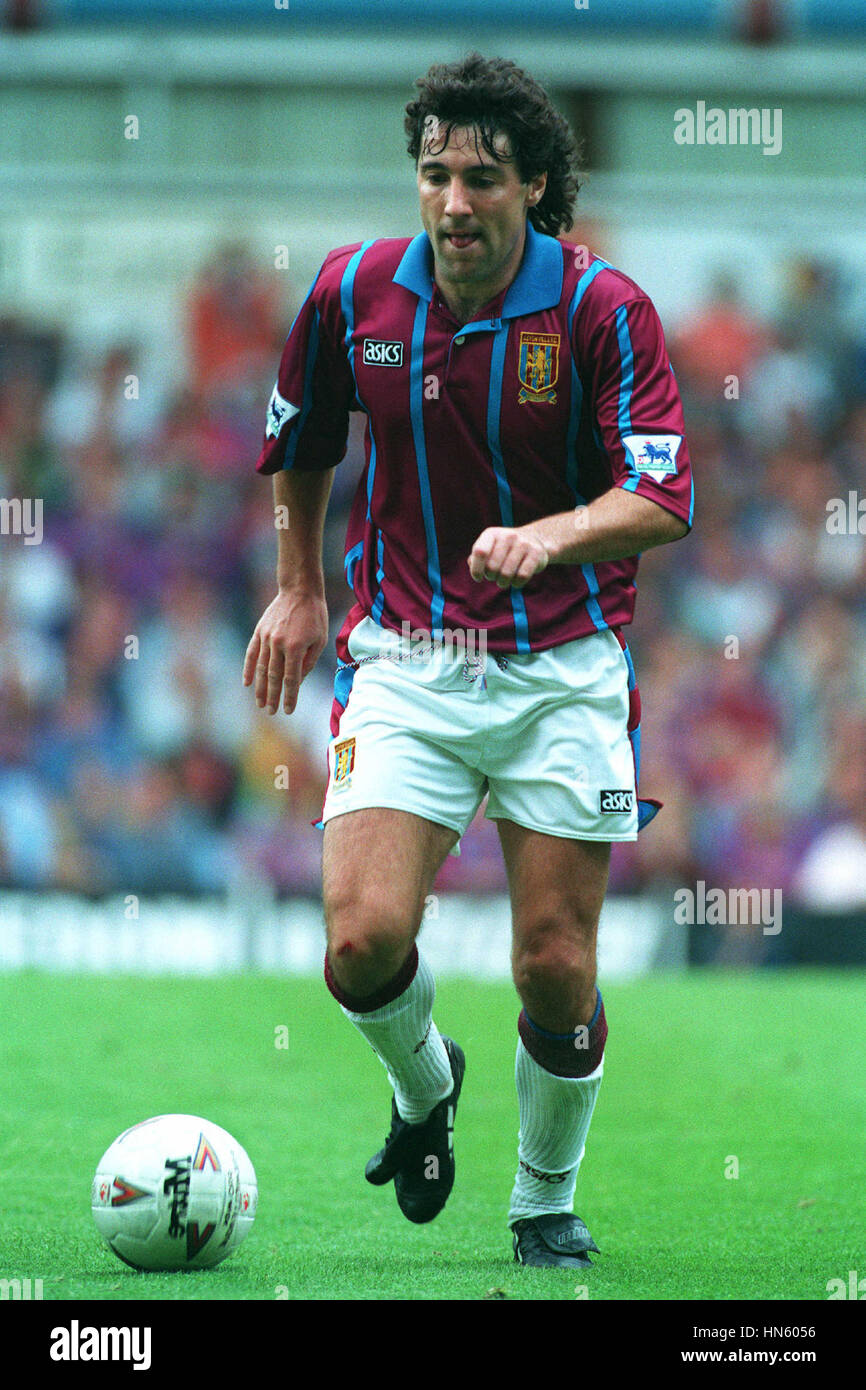 Dean saunders aston villa hi-res stock photography and images - Alamy