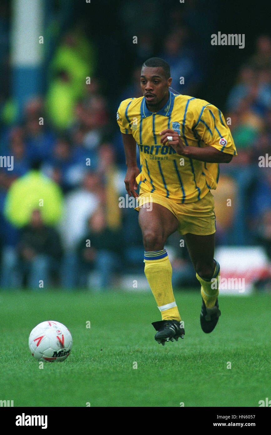 LOUIE DONOWA BIRMINGHAM CITY FC 21 September 1993 Stock Photo - Alamy