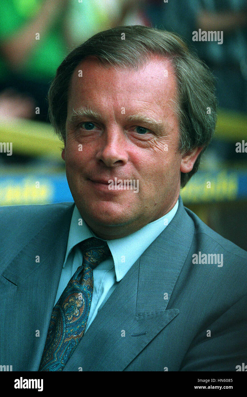 Gordon taylor hi-res stock photography and images - Alamy