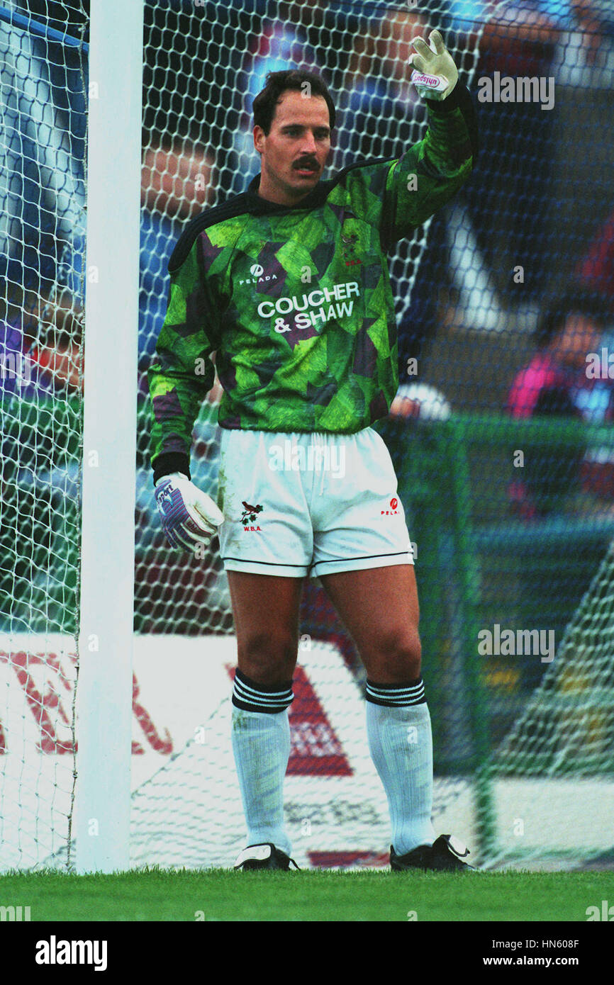 TONY LANGE WEST BROMWICH ALBION FC 20 August 1993 Stock Photo - Alamy