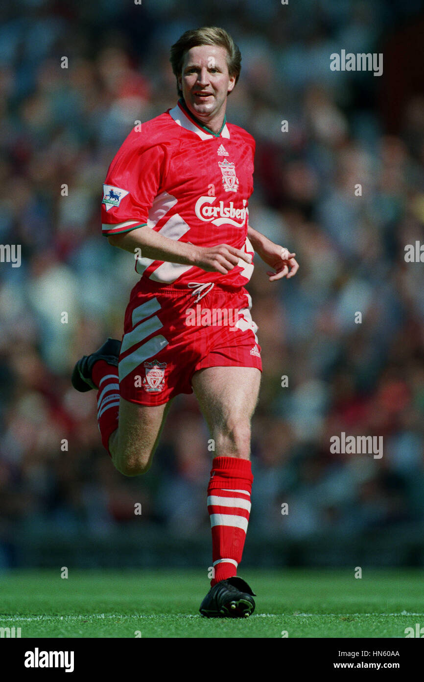 Ronnie whelan hi-res stock photography and images - Alamy