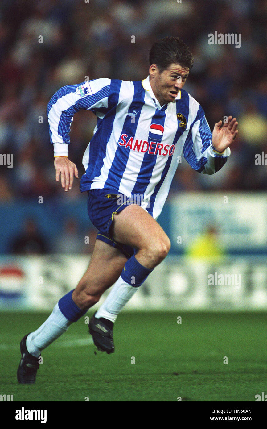 CHRIS WADDLE SHEFFIELD WEDNESDAY FC 02 September 1993 Stock Photo - Alamy