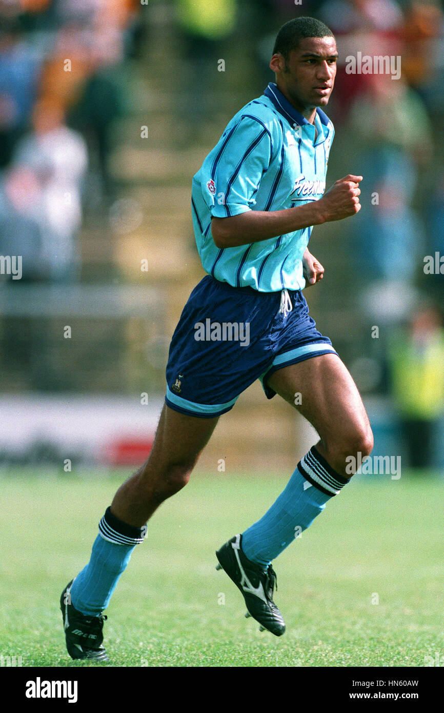 DEAN RICHARDS. BRADFORD CITY FC 06 September 1993 Stock Photo - Alamy