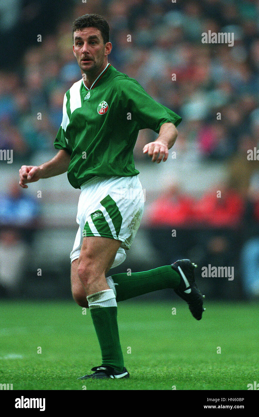John aldridge eire tranmere rovers hi-res stock photography and images ...