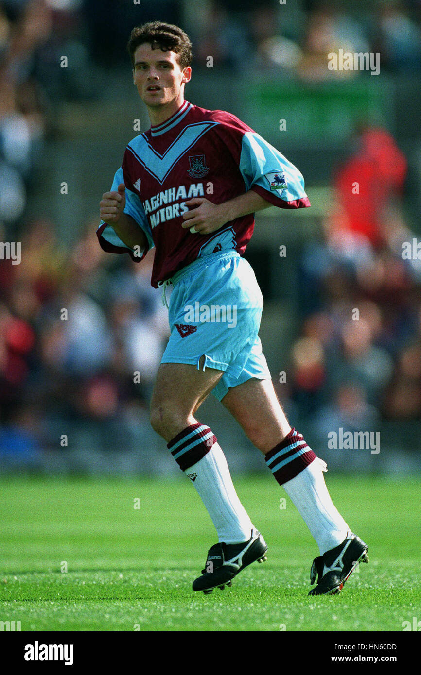 MICHAEL MARSH WEST HAM UNITED FC 19 September 1993 Stock Photo - Alamy