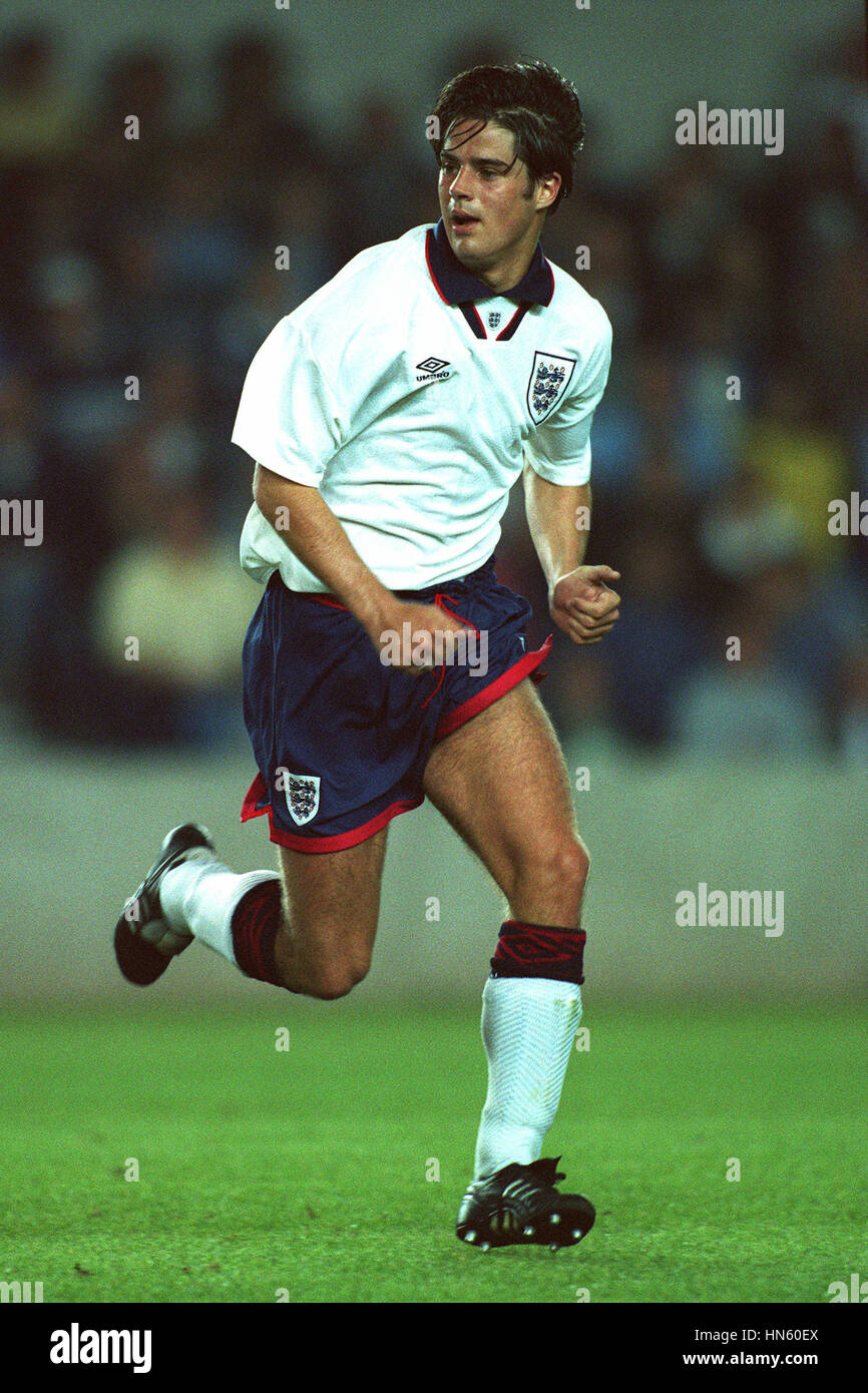 JAMIE REDKNAPP LIVERPOOL FC 18 October 1993 Stock Photo - Alamy