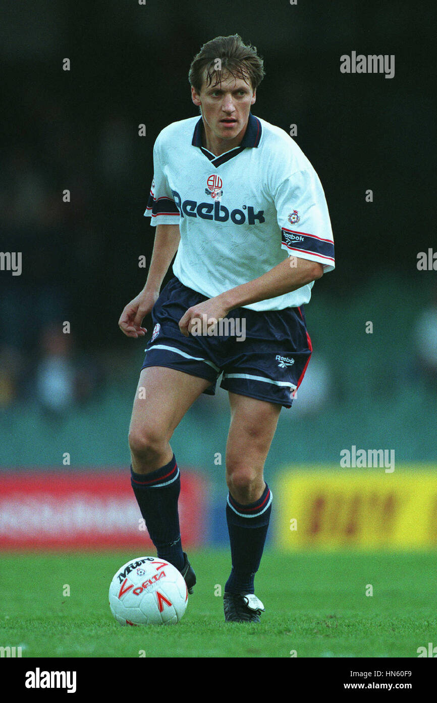 JIMMY PHILLIPS BOLTON WANDERERS FC 29 September 1993 Stock Photo - Alamy