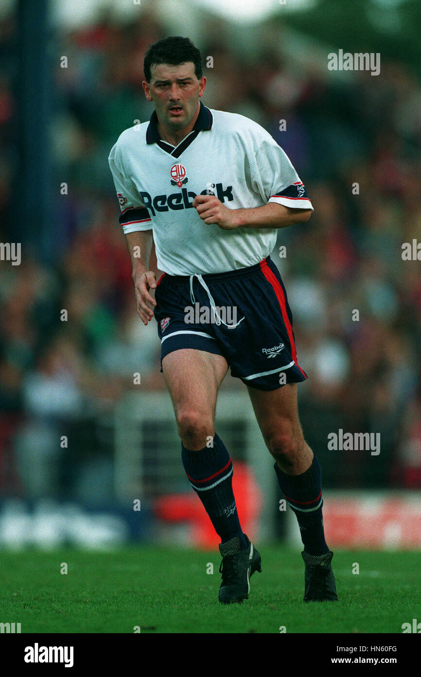 Tony kelly bolton wanderers fc hi-res stock photography and images - Alamy