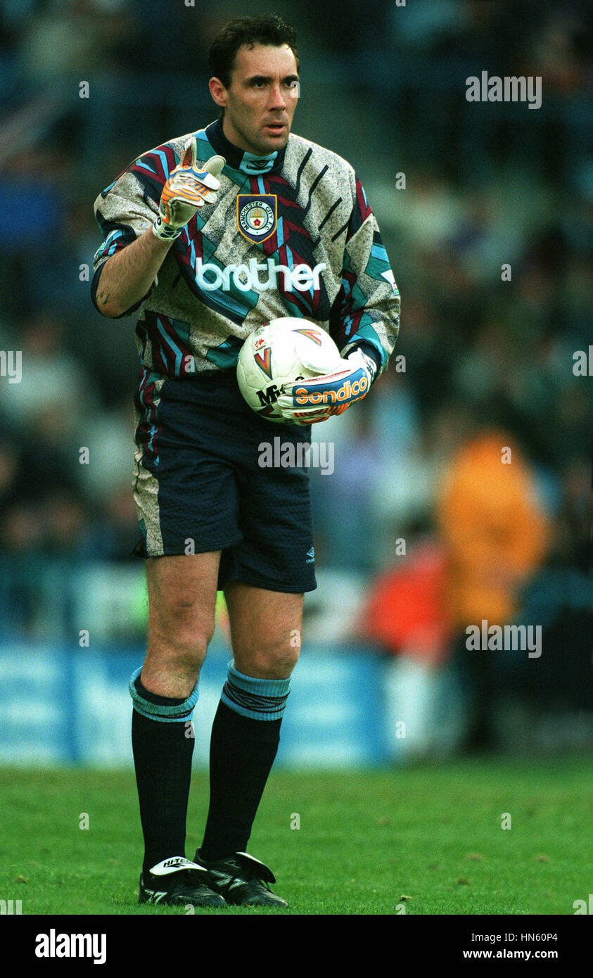 Tony coton hi-res stock photography and images - Alamy