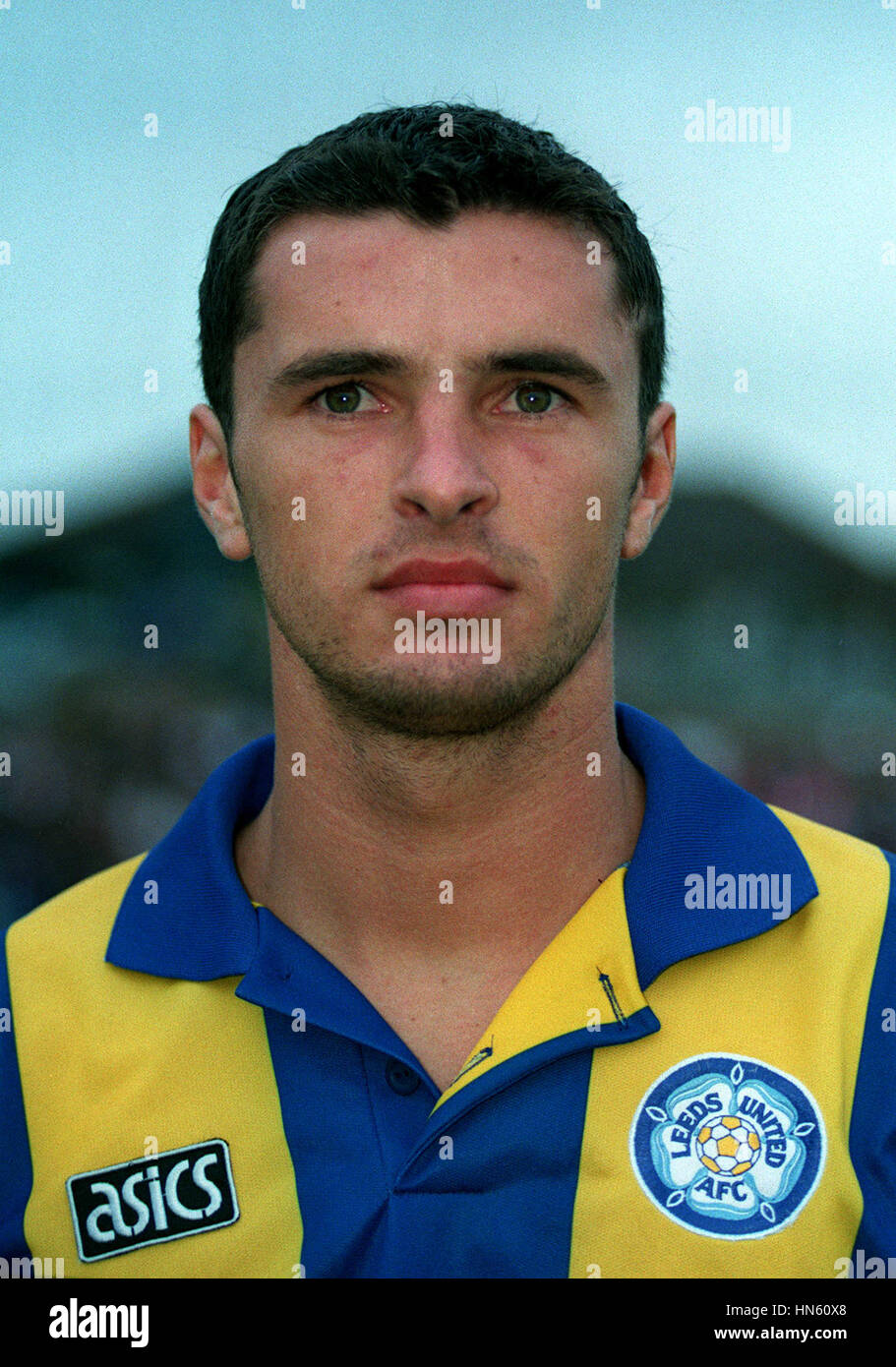 GARY SPEED LEEDS UNITED FC 27 July 1993 Stock Photo - Alamy