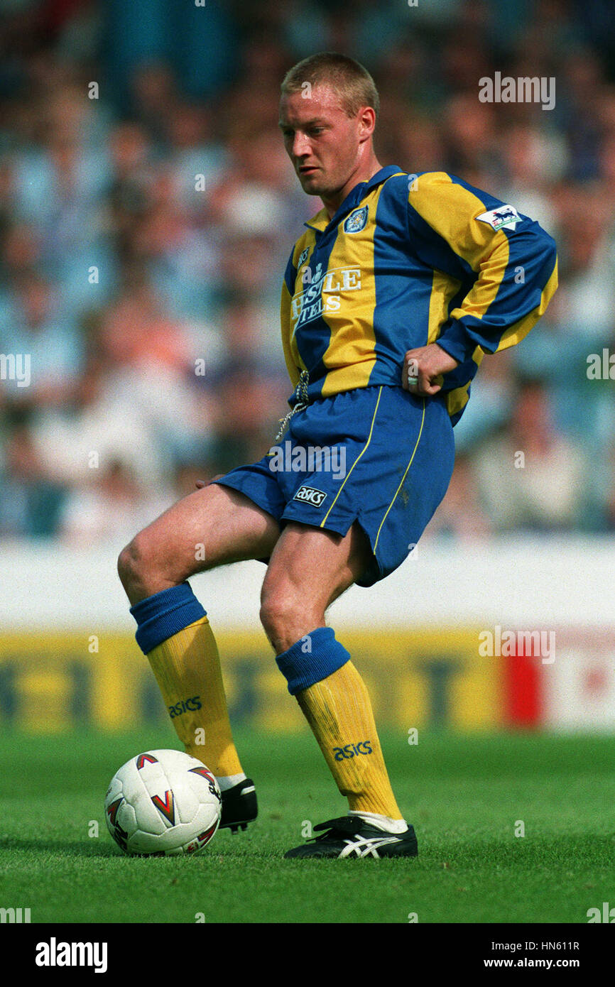 DAVID BATTY LEEDS UNITED FC 17 August 1993 Stock Photo - Alamy