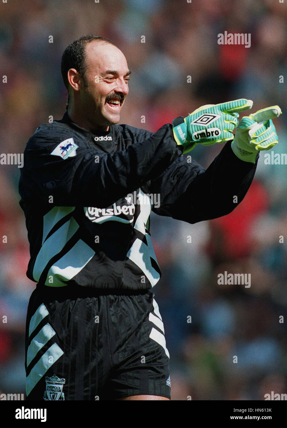 BRUCE GROBBELAAR LIVERPOOL FC 31 August 1993 Stock Photo - Alamy