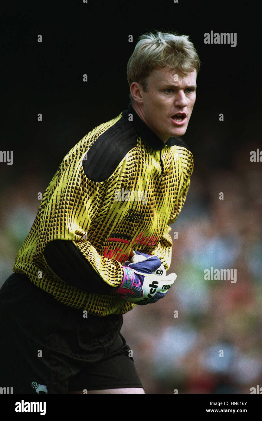 MARTIN TAYLOR DERBY COUNTY FC 04 October 1993 Stock Photo - Alamy