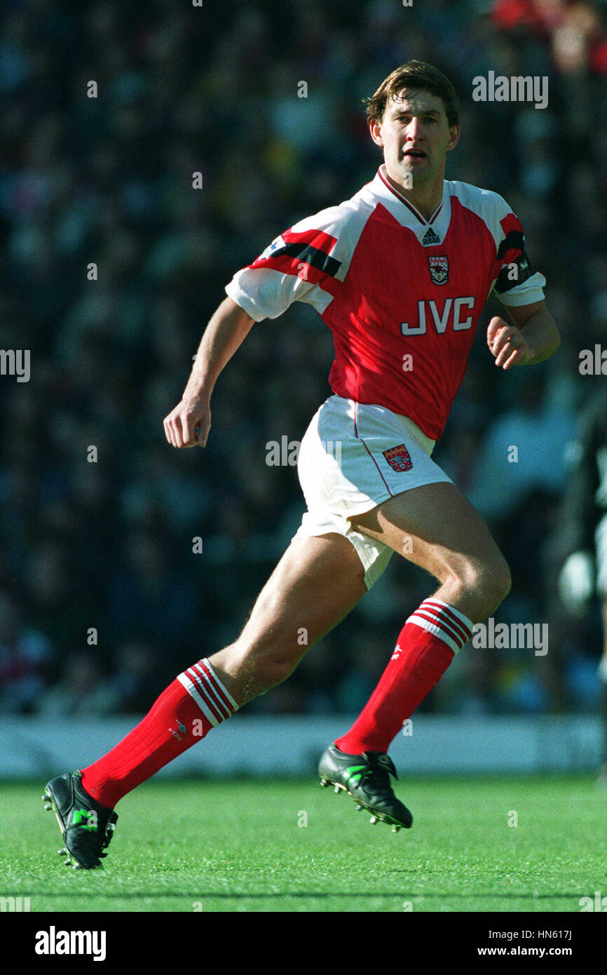 TONY ADAMS ARSENAL FC 18 October 1993 Stock Photo - Alamy