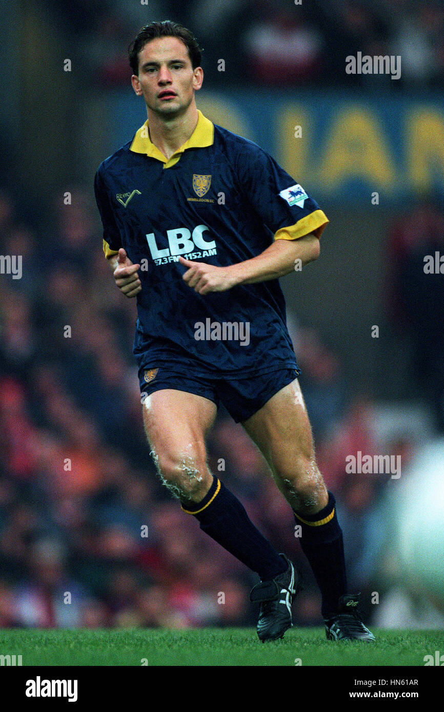 DEAN HOLDSWORTH WIMBLEDON FC 23 August 1993 Stock Photo - Alamy