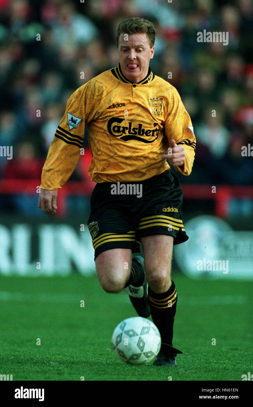 STEVE NICOL LIVERPOOL FC 29 December 1993 Stock Photo - Alamy