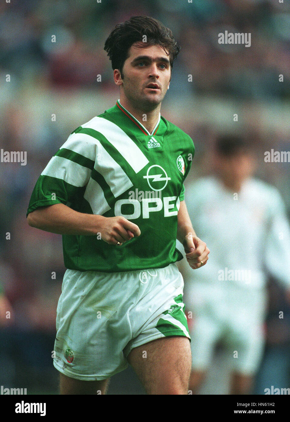 EDDIE MCGOLDRICK EIRE & CRYSTAL PALACE 01 June 1993 Stock Photo - Alamy