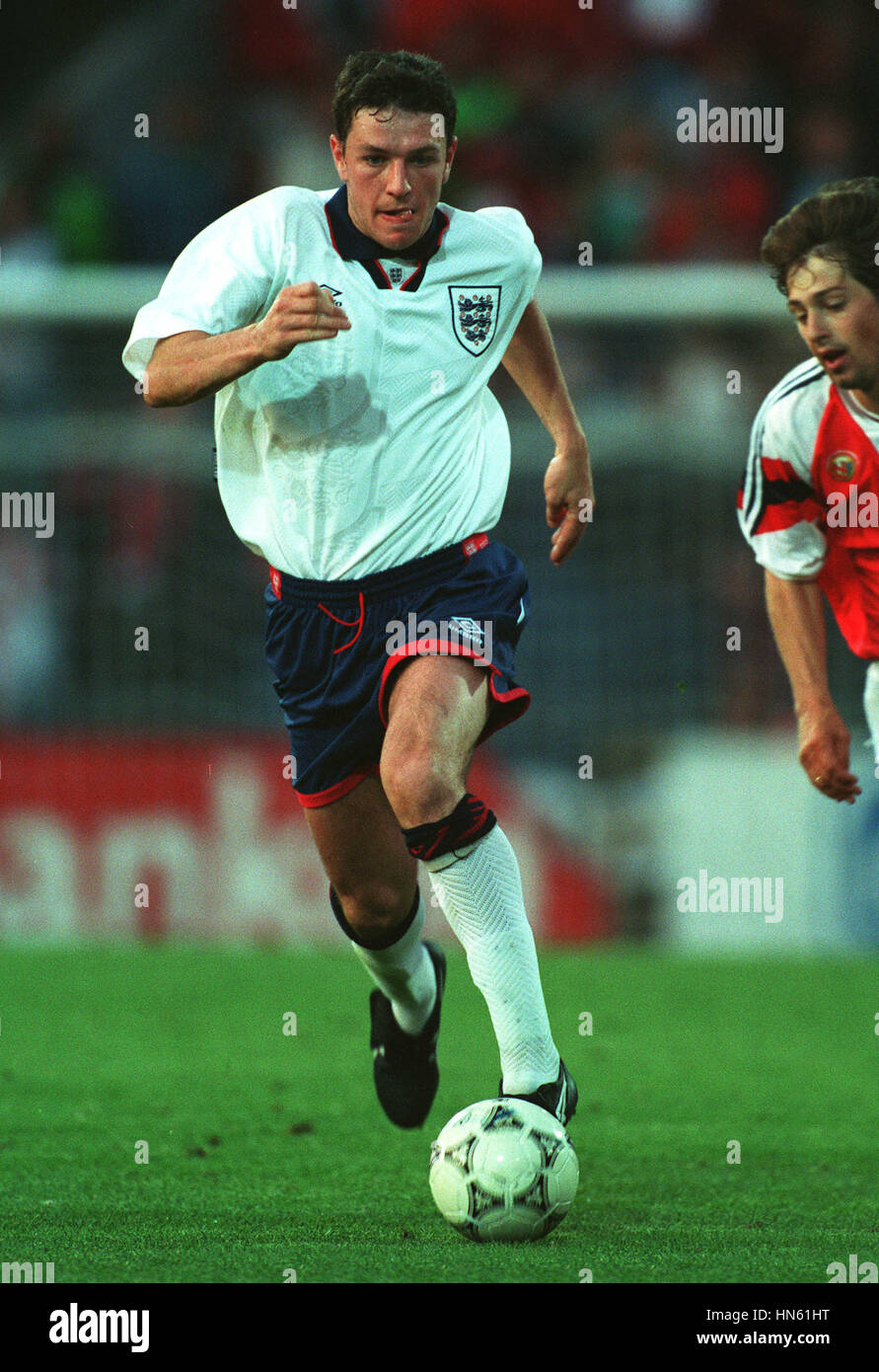 LEE SHARPE ENGLAND & MANCHESTER UTD FC 05 June 1993 Stock Photo - Alamy