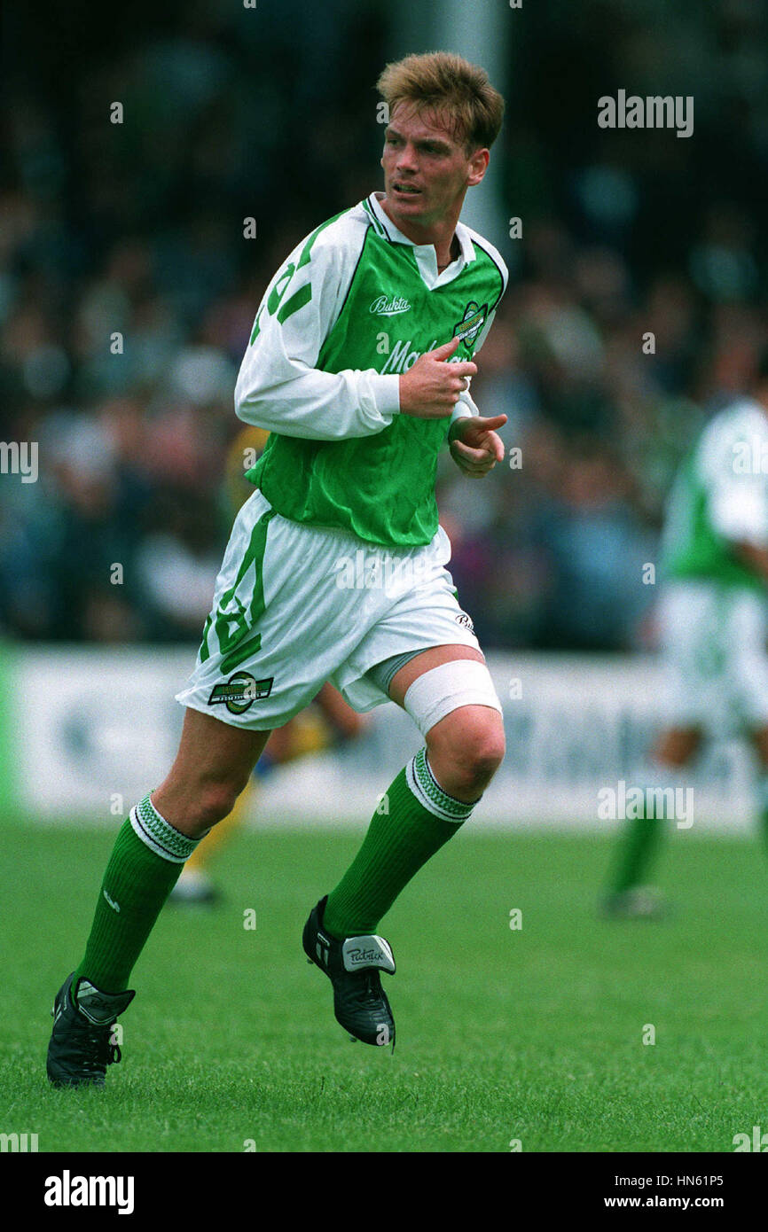 GORDON HUNTER . HIBERNIAN FC 02 August 1993 Stock Photo - Alamy