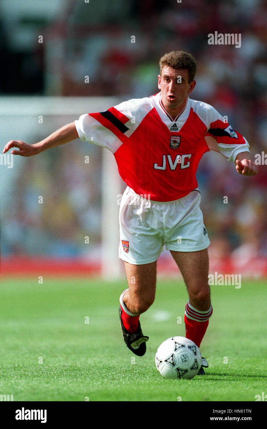 NIGEL WINTERBURN ARSENAL FC 24 August 1993 Stock Photo - Alamy