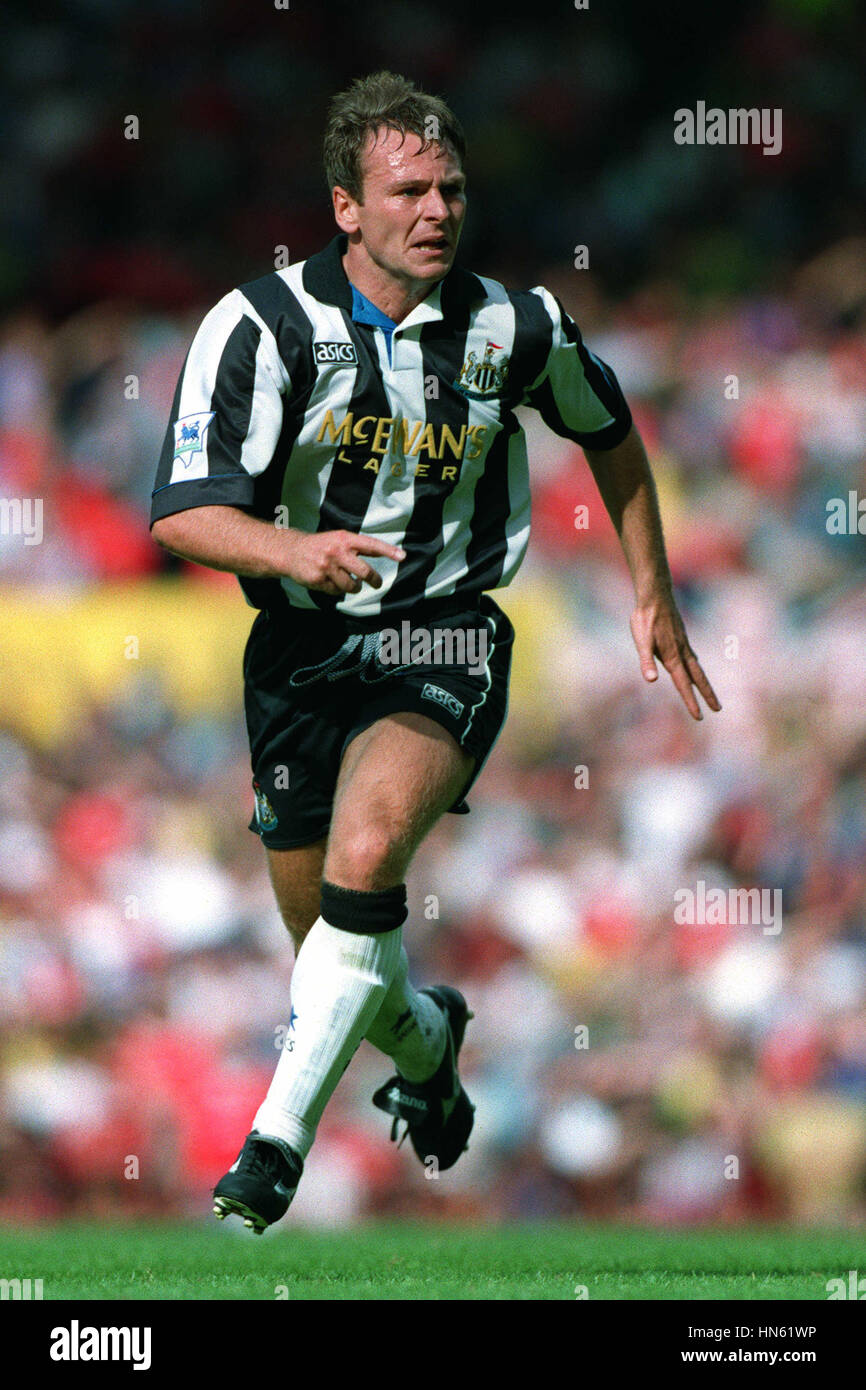 JOHN BERESFORD NEWCASTLE UNITED FC 24 August 1993 Stock Photo - Alamy