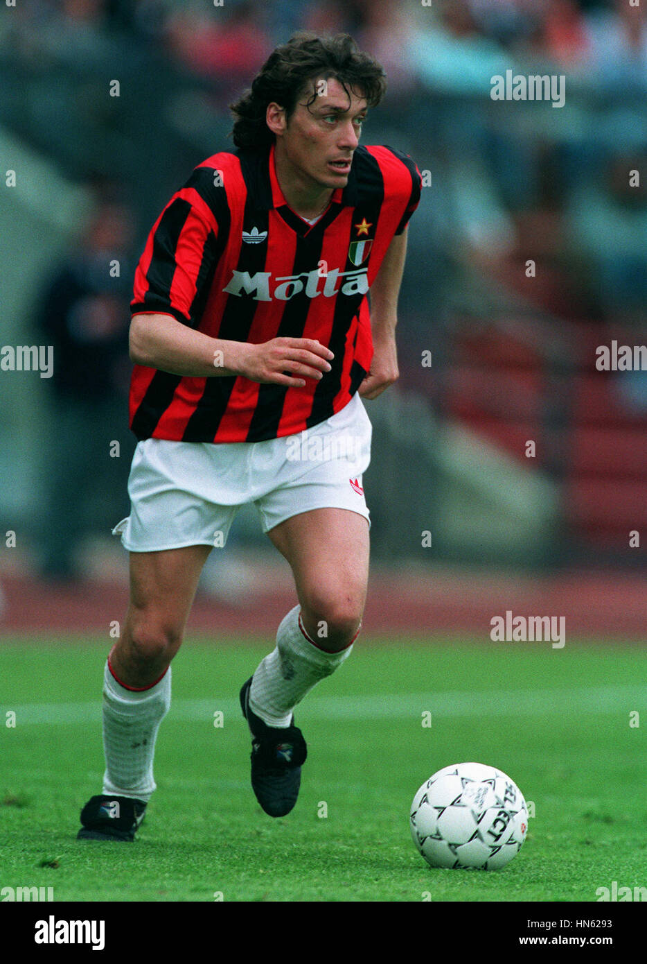 Stefano nava hi-res stock photography and images - Alamy