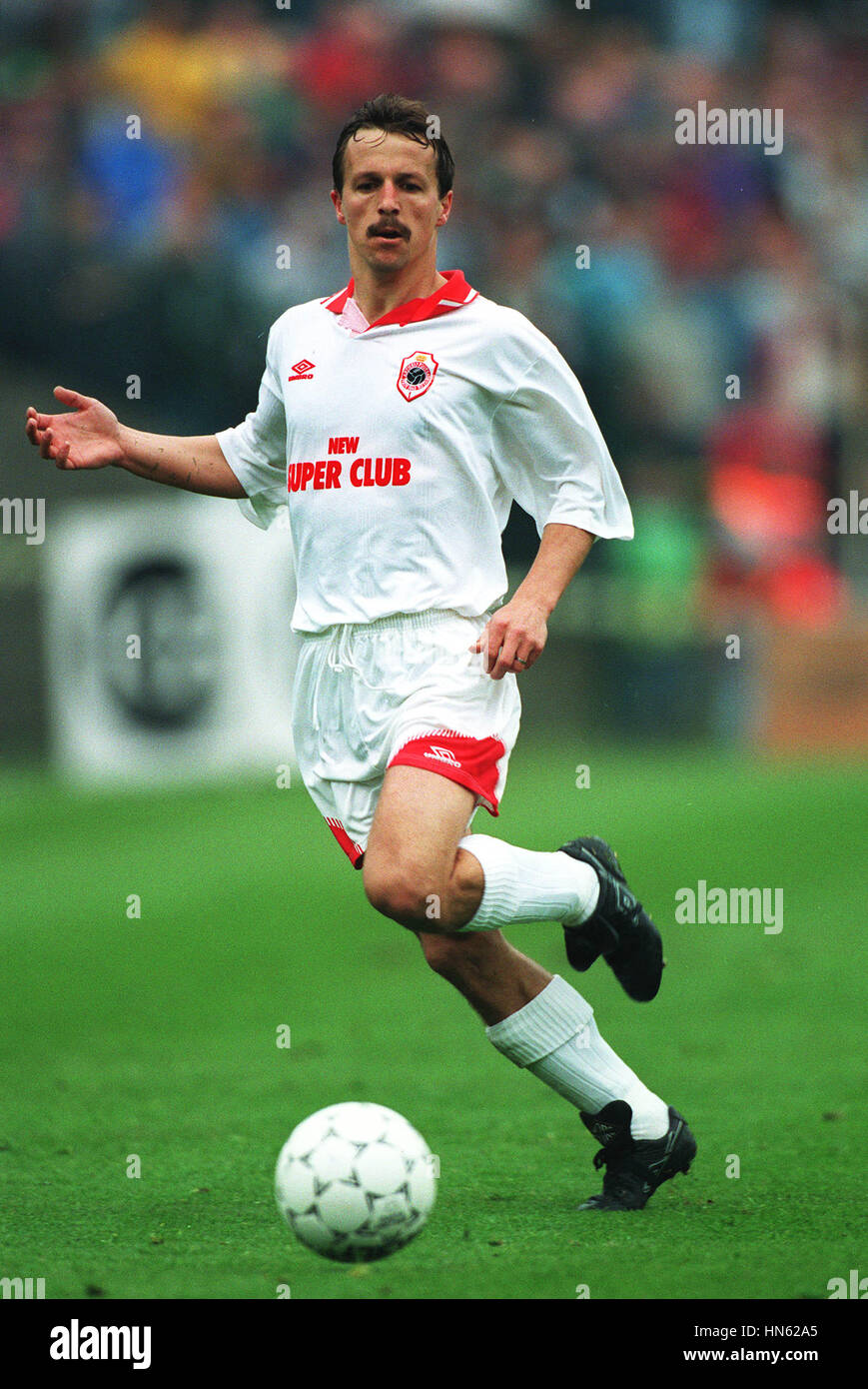 PATRICK VAN-VEIRDEGHEM ANTWERP FC 06 May 1993 Stock Photo - Alamy