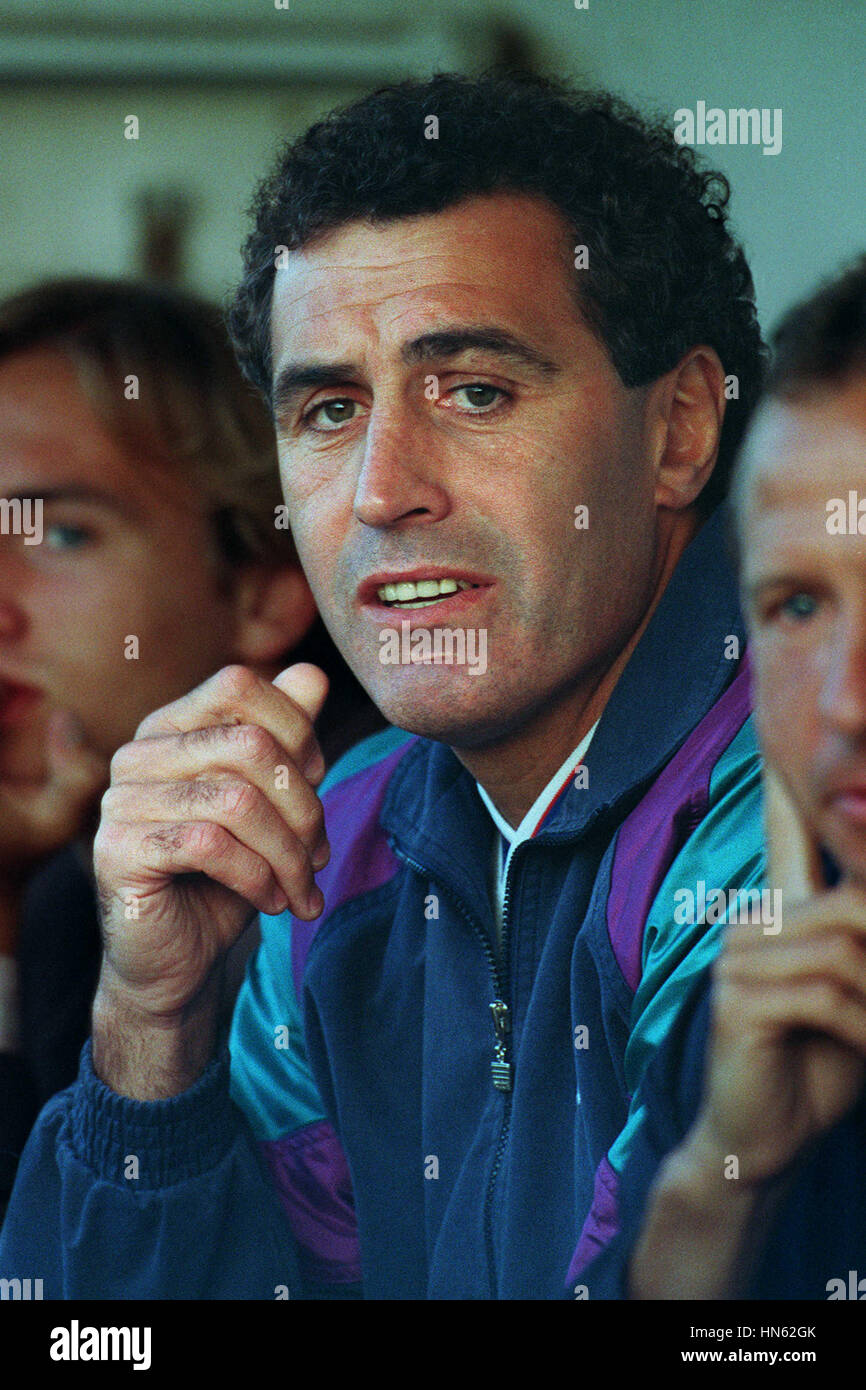 Peter Shilton Stock Photos & Peter Shilton Stock Images - Alamy